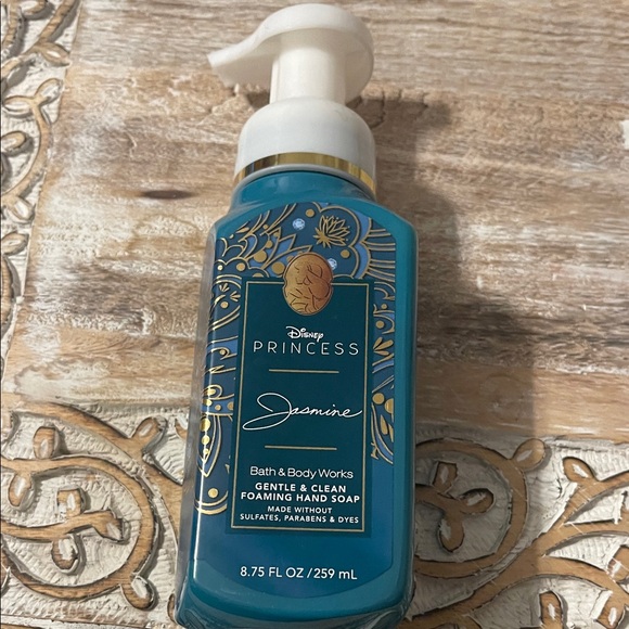 Disney | Bath & Body | Disney Princess Jasmine Blue Foaming Hand Soap ...